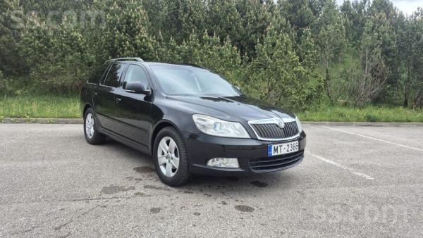 Black Skoda Octavia 2012 in Talsi, with an engine capacity of 2.00 L and mileage of 309 thousand km for 4200 €, photo 2 on AUTOMOTO.COM.LV