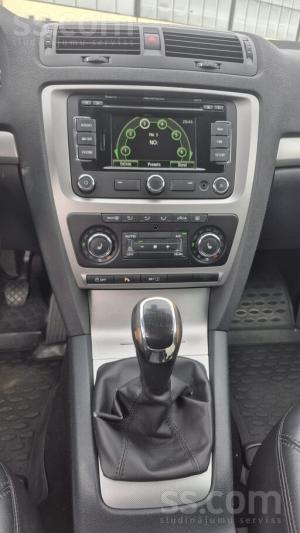 Melns Skoda Octavia 2012 Talsi, ar dzinēja tilpumu 2.00 L un nobraukumu 309 tūkst. km par 4200 €, foto 9 vietnē AUTOMOTO.COM.LV