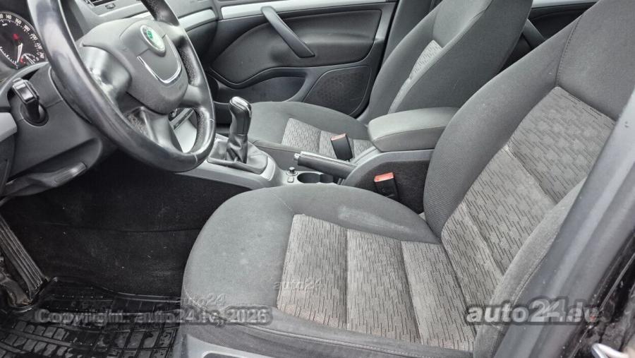Black Skoda Octavia 2012 in Tallinn, with an engine capacity of 2.00 L and mileage of 0 thousand km for 3600 €, photo 10 on AUTOMOTO.COM.LV