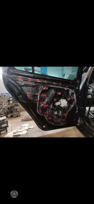 Black Skoda Octavia 2012 in Panevezys, with an engine capacity of 1.97 L and mileage of 320 thousand km for 4000 €, photo 12 on AUTOMOTO.COM.LV
