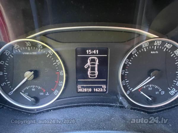 Melns Skoda Octavia 2012 Tallina, ar dzinēja tilpumu 2.00 L un nobraukumu 303 tūkst. km par 3500 €, foto 7 vietnē AUTOMOTO.COM.LV