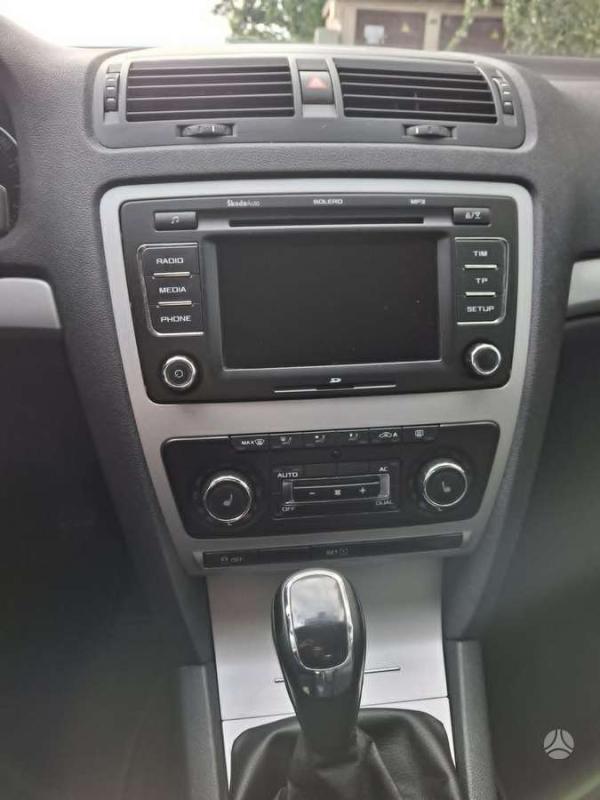 Melns Skoda Octavia 2012 Kauņa, ar dzinēja tilpumu 1.97 L un nobraukumu 201 tūkst. km par 5000 €, foto 9 vietnē AUTOMOTO.COM.LV