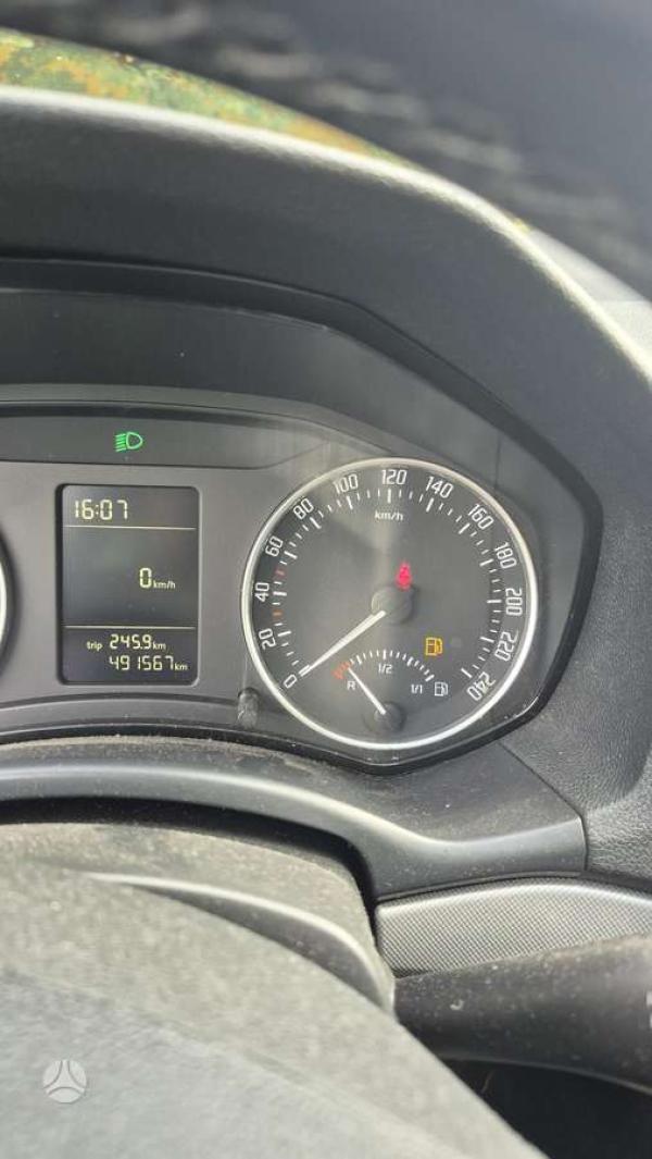 Melns Skoda Octavia 2012 Kauņa, ar dzinēja tilpumu 1.60 L un nobraukumu 492 tūkst. km par 2200 €, foto 11 vietnē AUTOMOTO.COM.LV