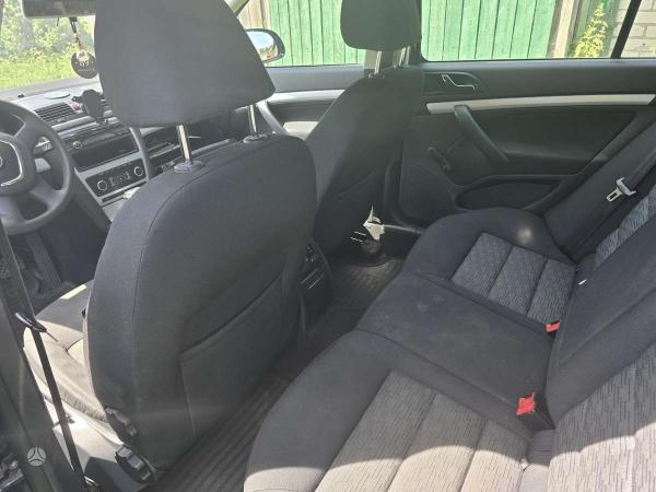Melns Skoda Octavia 2012 Klaipėda, ar dzinēja tilpumu 1.60 L un nobraukumu 280 tūkst. km par 2500 €, foto 5 vietnē AUTOMOTO.COM.LV