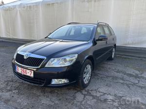 Melns Skoda Octavia 2012 Ogre, ar dzinēja tilpumu 1.20 L un nobraukumu 182 tūkst. km par 3990 €, foto 4 vietnē AUTOMOTO.COM.LV