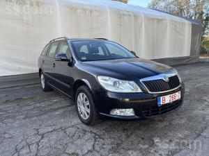 Melns Skoda Octavia 2012 Ogre, ar dzinēja tilpumu 1.20 L un nobraukumu 182 tūkst. km par 3990 €, foto 5 vietnē AUTOMOTO.COM.LV