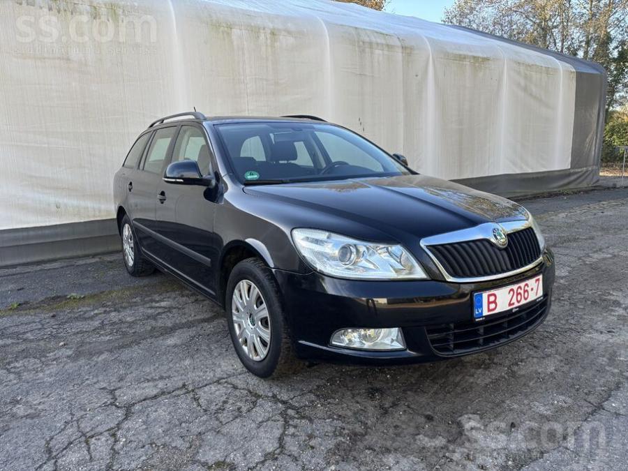 Melns Skoda Octavia 2012 Ogre, ar dzinēja tilpumu 1.20 L un nobraukumu 182 tūkst. km par 3990 €, foto 5 vietnē AUTOMOTO.COM.LV