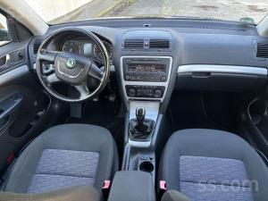 Melns Skoda Octavia 2012 Ogre, ar dzinēja tilpumu 1.20 L un nobraukumu 182 tūkst. km par 3990 €, foto 11 vietnē AUTOMOTO.COM.LV