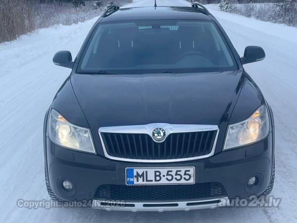 Melns Skoda Octavia 2013 Tartu, ar dzinēja tilpumu 2.00 L un nobraukumu 294 tūkst. km par 5990 €, foto 5 vietnē AUTOMOTO.COM.LV