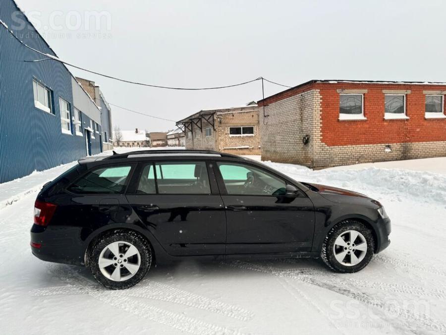Black Skoda Octavia 2013 in Riga, with an engine capacity of 1.60 L and mileage of 0 thousand km for 6500 €, photo 4 on AUTOMOTO.COM.LV