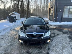 Melns Skoda Octavia 2013 Utena, ar dzinēja tilpumu 1.97 L un nobraukumu 201 tūkst. km par 4950 €, foto 2 vietnē AUTOMOTO.COM.LV