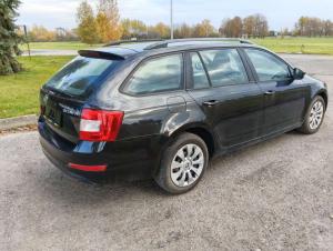 Melns Skoda Octavia 2013 Marijampole, ar dzinēja tilpumu 1.60 L un nobraukumu 281 tūkst. km par 3250 €, foto 5 vietnē AUTOMOTO.COM.LV
