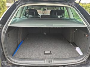 Black Skoda Octavia 2013 in Jonava, with an engine capacity of 2.00 L and mileage of 350 thousand km for 4000 €, photo 15 on AUTOMOTO.COM.LV