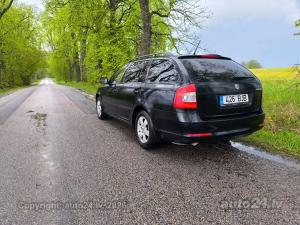 Melns Skoda Octavia 2013 Tallina, ar dzinēja tilpumu 1.20 L un nobraukumu 264 tūkst. km par 2300 €, foto 5 vietnē AUTOMOTO.COM.LV