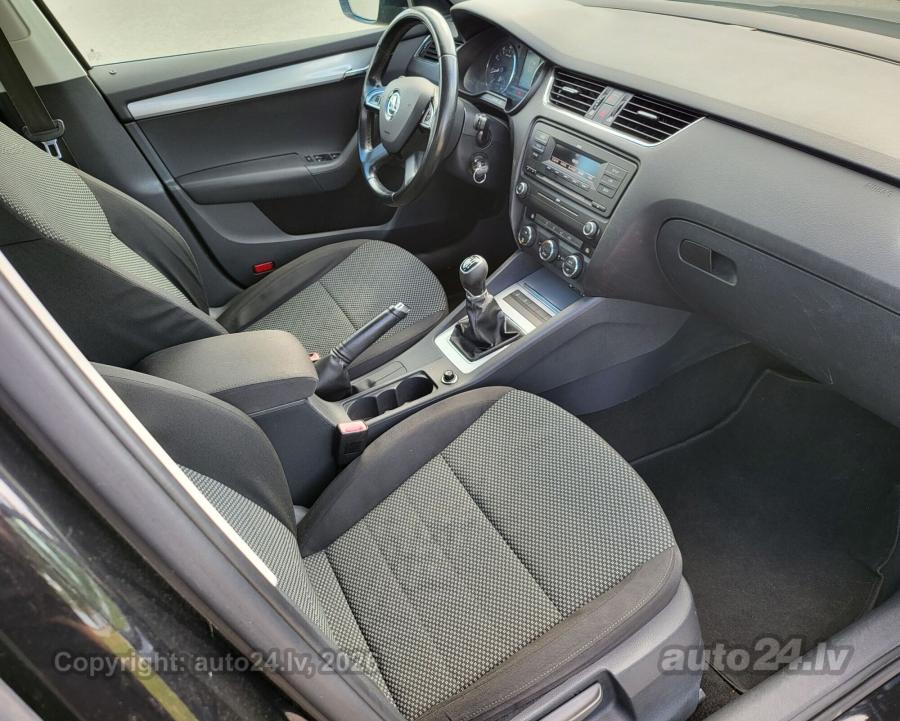 Black Skoda Octavia 2013 in Tallinn, with an engine capacity of 1.20 L and mileage of 267 thousand km for 4690 €, photo 7 on AUTOMOTO.COM.LV