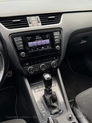 Melns Skoda Octavia 2013 Tartu, ar dzinēja tilpumu 2.00 L un nobraukumu 315 tūkst. km par 7500 €, foto 16 vietnē AUTOMOTO.COM.LV