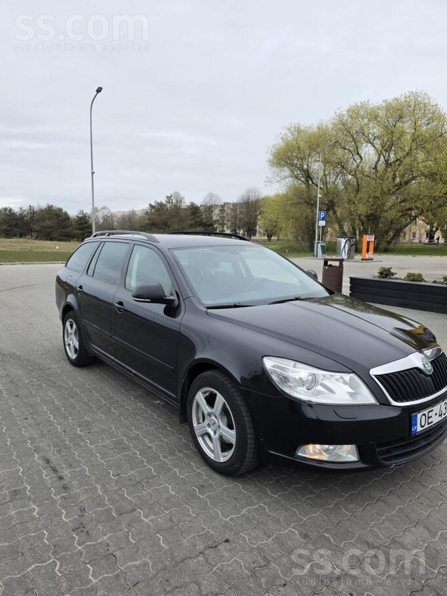 Melns Skoda Octavia 2013 Liepāja, ar dzinēja tilpumu 1.60 L un nobraukumu 307 tūkst. km par 3200 €, foto 1 vietnē AUTOMOTO.COM.LV