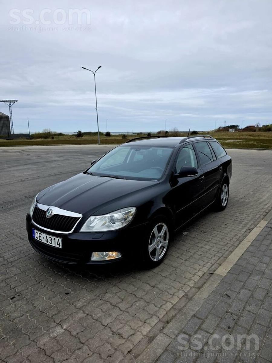 Melns Skoda Octavia 2013 Liepāja, ar dzinēja tilpumu 1.60 L un nobraukumu 307 tūkst. km par 3200 €, foto 15 vietnē AUTOMOTO.COM.LV