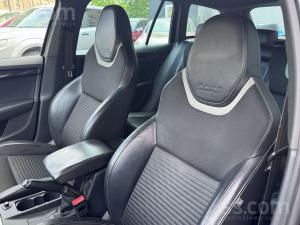Black Skoda Octavia 2013 in Riga, with an engine capacity of 2.00 L and mileage of 333 thousand km for 6790 €, photo 11 on AUTOMOTO.COM.LV