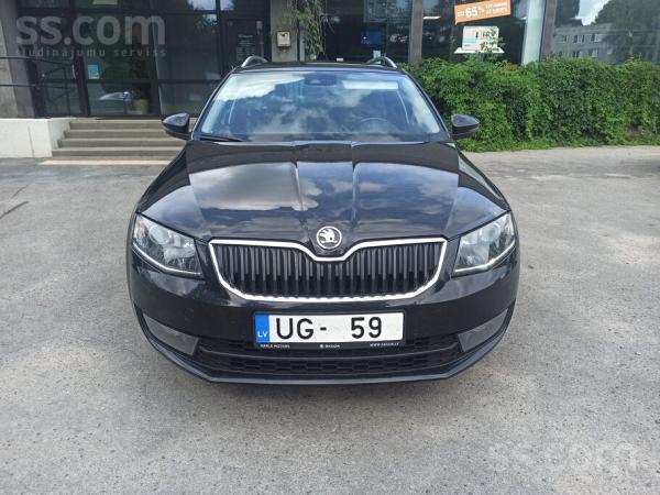 Melns Skoda Octavia 2013 Rīga, ar dzinēja tilpumu 2.00 L un nobraukumu 147 tūkst. km par 7800 €, foto 3 vietnē AUTOMOTO.COM.LV