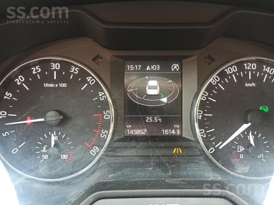 Black Skoda Octavia 2013 in Riga, with an engine capacity of 2.00 L and mileage of 147 thousand km for 7800 €, photo 13 on AUTOMOTO.COM.LV