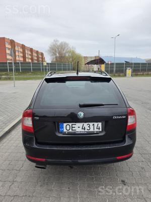Melns Skoda Octavia 2013 Liepāja, ar dzinēja tilpumu 1.60 L un nobraukumu 307 tūkst. km par 3200 €, foto 6 vietnē AUTOMOTO.COM.LV