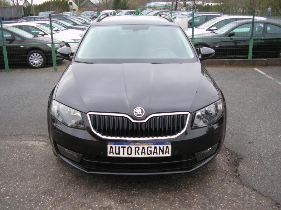 Melns Skoda Octavia 2013 Rīga, ar dzinēja tilpumu 2.00 L un nobraukumu 272 tūkst. km par 7750 €, foto 6 vietnē AUTOMOTO.COM.LV
