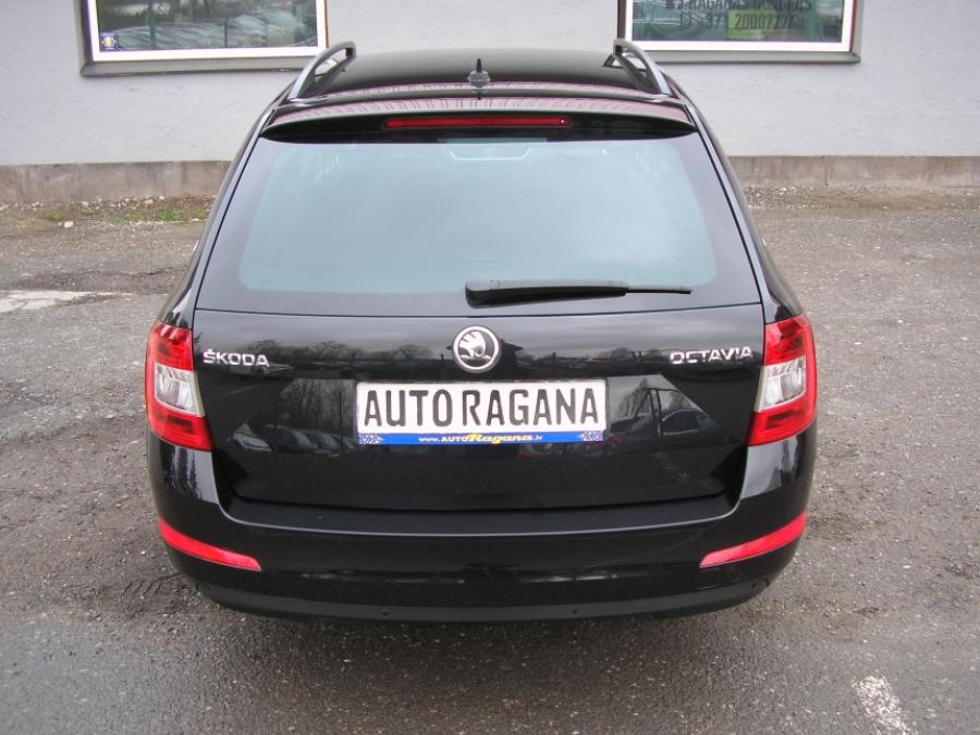 Melns Skoda Octavia 2013 Rīga, ar dzinēja tilpumu 2.00 L un nobraukumu 272 tūkst. km par 7750 €, foto 7 vietnē AUTOMOTO.COM.LV