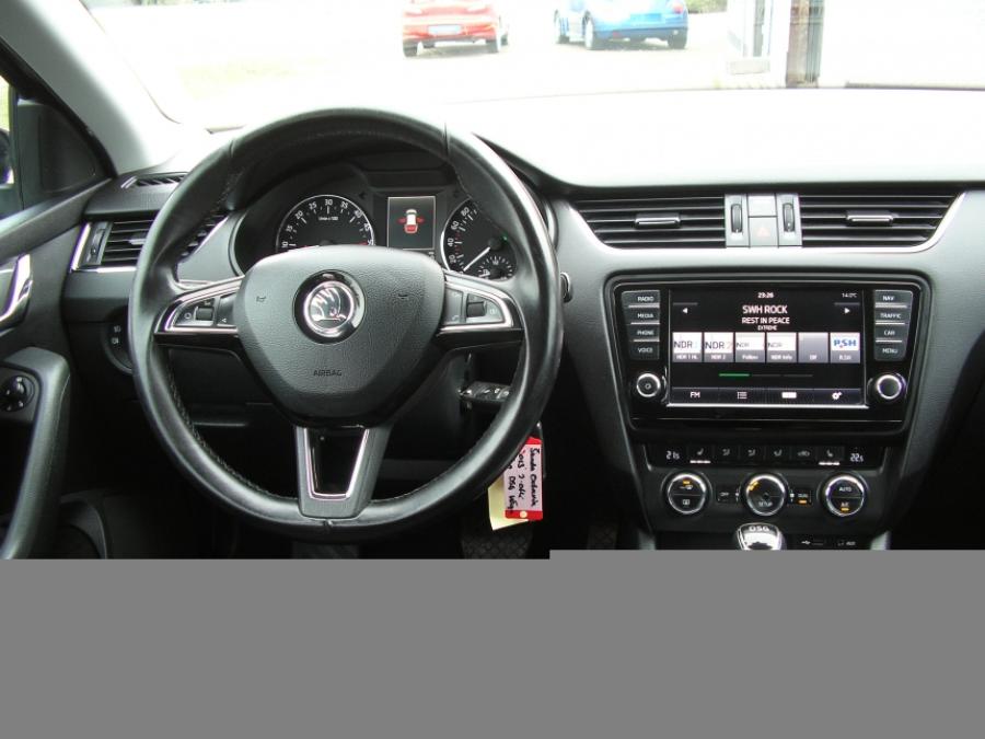 Melns Skoda Octavia 2013 Rīga, ar dzinēja tilpumu 2.00 L un nobraukumu 272 tūkst. km par 7750 €, foto 15 vietnē AUTOMOTO.COM.LV