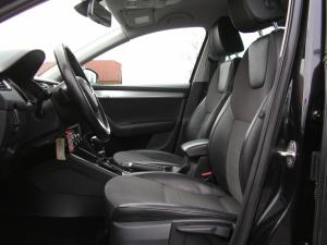 Melns Skoda Octavia 2013 Rīga, ar dzinēja tilpumu 2.00 L un nobraukumu 272 tūkst. km par 7750 €, foto 19 vietnē AUTOMOTO.COM.LV