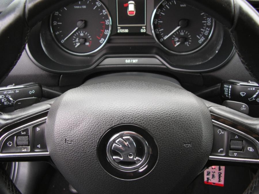 Melns Skoda Octavia 2013 Rīga, ar dzinēja tilpumu 2.00 L un nobraukumu 272 tūkst. km par 7750 €, foto 28 vietnē AUTOMOTO.COM.LV