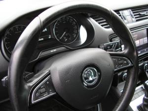 Melns Skoda Octavia 2013 Rīga, ar dzinēja tilpumu 2.00 L un nobraukumu 272 tūkst. km par 7750 €, foto 29 vietnē AUTOMOTO.COM.LV