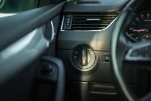 Black Skoda Octavia 2013 in Liepaja, with an engine capacity of 1.60 L and mileage of 229 thousand km for 7900 €, photo 19 on AUTOMOTO.COM.LV