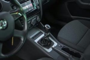 Black Skoda Octavia 2013 in Liepaja, with an engine capacity of 1.60 L and mileage of 229 thousand km for 7900 €, photo 20 on AUTOMOTO.COM.LV