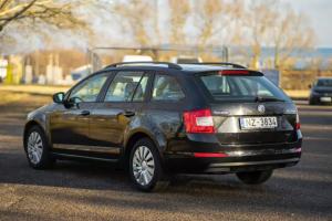 Melns Skoda Octavia 2013 Liepāja, ar dzinēja tilpumu 1.20 L un nobraukumu 212 tūkst. km par 6200 €, foto 3 vietnē AUTOMOTO.COM.LV