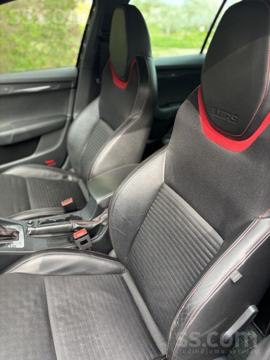 Black Skoda Octavia 2013 in Jelgava, with an engine capacity of 2.00 L and mileage of 215 thousand km for 8000 €, photo 12 on AUTOMOTO.COM.LV