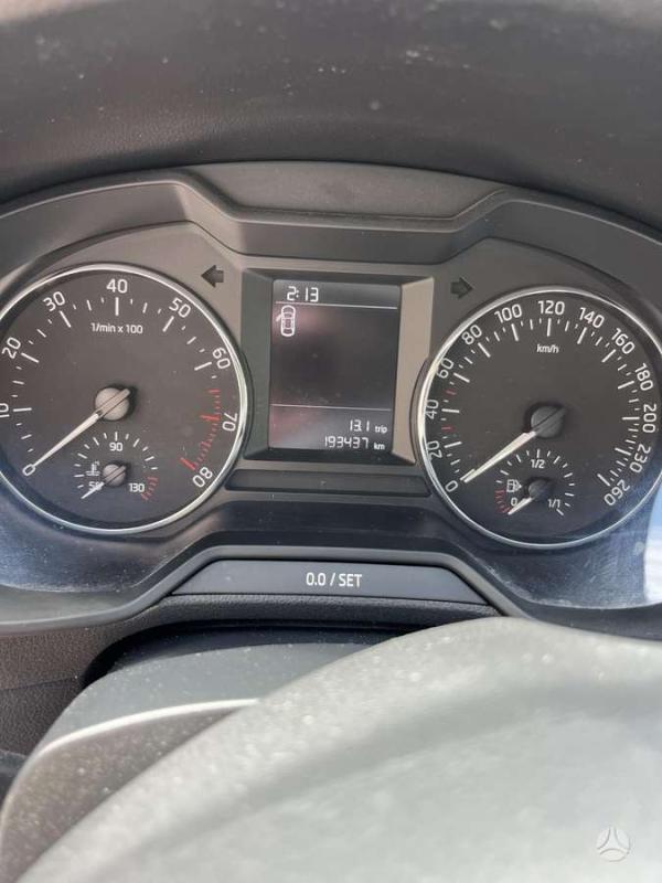 Melns Skoda Octavia 2013 Marijampole, ar dzinēja tilpumu 1.20 L un nobraukumu 193 tūkst. km par 3550 €, foto 8 vietnē AUTOMOTO.COM.LV