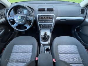Melns Skoda Octavia 2013 Tartu, ar dzinēja tilpumu 1.60 L un nobraukumu 234 tūkst. km par 6490 €, foto 6 vietnē AUTOMOTO.COM.LV