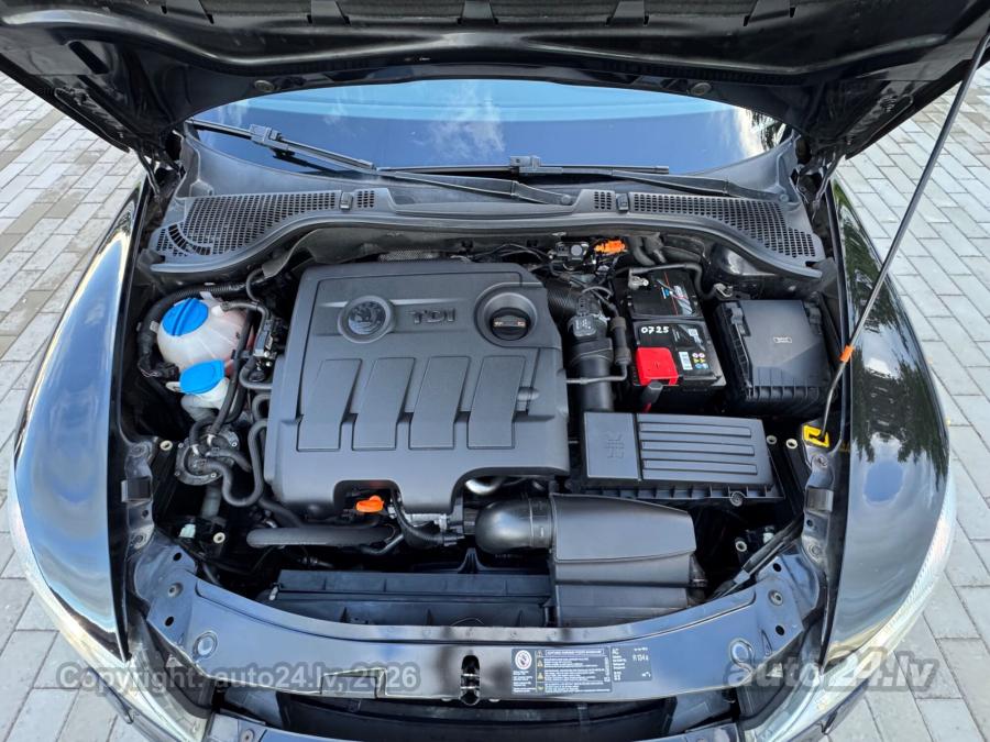 Melns Skoda Octavia 2013 Tartu, ar dzinēja tilpumu 1.60 L un nobraukumu 234 tūkst. km par 6490 €, foto 15 vietnē AUTOMOTO.COM.LV