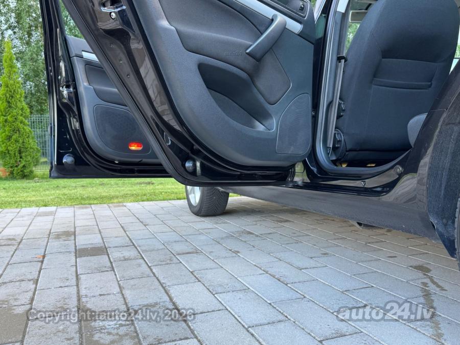 Melns Skoda Octavia 2013 Tartu, ar dzinēja tilpumu 1.60 L un nobraukumu 234 tūkst. km par 6490 €, foto 20 vietnē AUTOMOTO.COM.LV