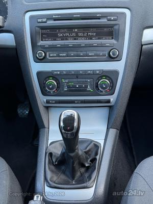 Melns Skoda Octavia 2013 Tartu, ar dzinēja tilpumu 1.60 L un nobraukumu 234 tūkst. km par 6490 €, foto 24 vietnē AUTOMOTO.COM.LV