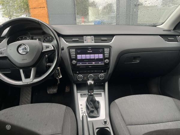 Melns Skoda Octavia 2013 Kauņa, ar dzinēja tilpumu 1.80 L un nobraukumu 243 tūkst. km par 6499 €, foto 9 vietnē AUTOMOTO.COM.LV