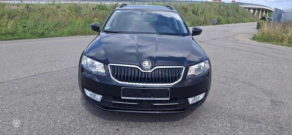 Black Skoda Octavia 2013 in Marijampole, with an engine capacity of 1.60 L and mileage of 257 thousand km for 5300 €, photo 7 on AUTOMOTO.COM.LV