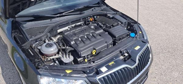 Black Skoda Octavia 2013 in Marijampole, with an engine capacity of 1.60 L and mileage of 257 thousand km for 5300 €, photo 9 on AUTOMOTO.COM.LV