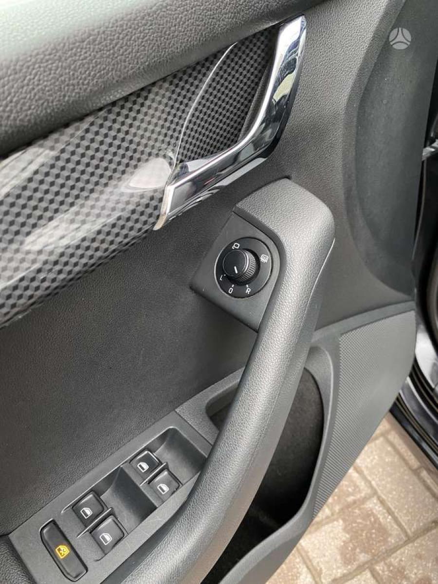 Black Skoda Octavia 2013 in Marijampole, with an engine capacity of 1.97 L and mileage of 245 thousand km for 8350 €, photo 22 on AUTOMOTO.COM.LV
