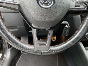 Black Skoda Octavia 2013 in Marijampole, with an engine capacity of 1.97 L and mileage of 245 thousand km for 8350 €, photo 29 on AUTOMOTO.COM.LV