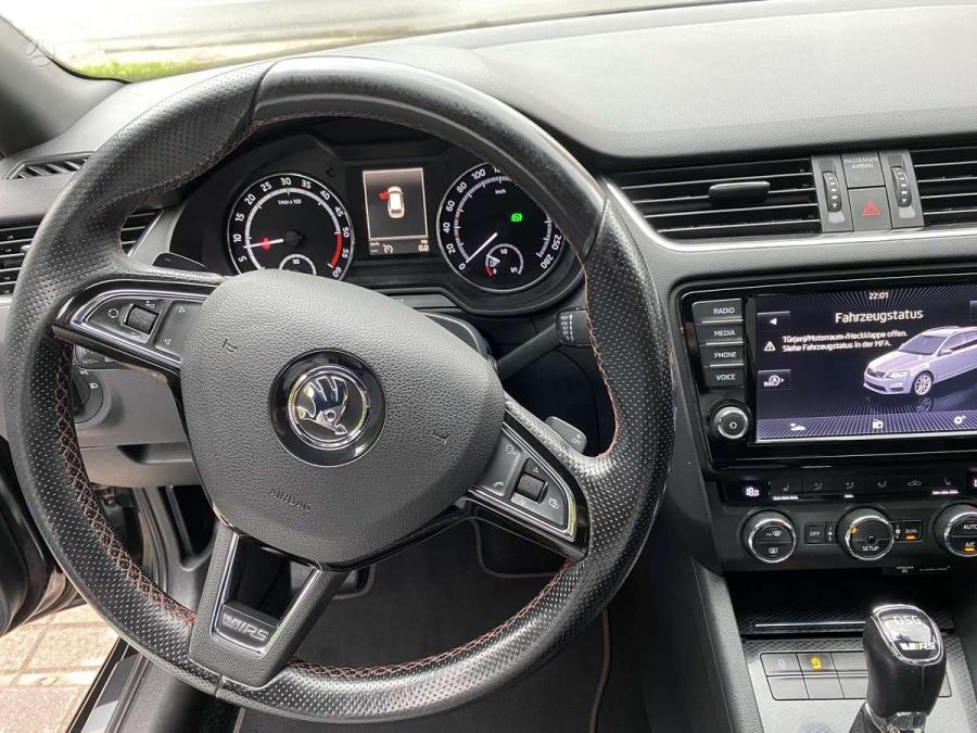 Black Skoda Octavia 2013 in Marijampole, with an engine capacity of 1.97 L and mileage of 245 thousand km for 8350 €, photo 30 on AUTOMOTO.COM.LV