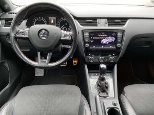 Black Skoda Octavia 2013 in Marijampole, with an engine capacity of 1.97 L and mileage of 245 thousand km for 8350 €, photo 31 on AUTOMOTO.COM.LV