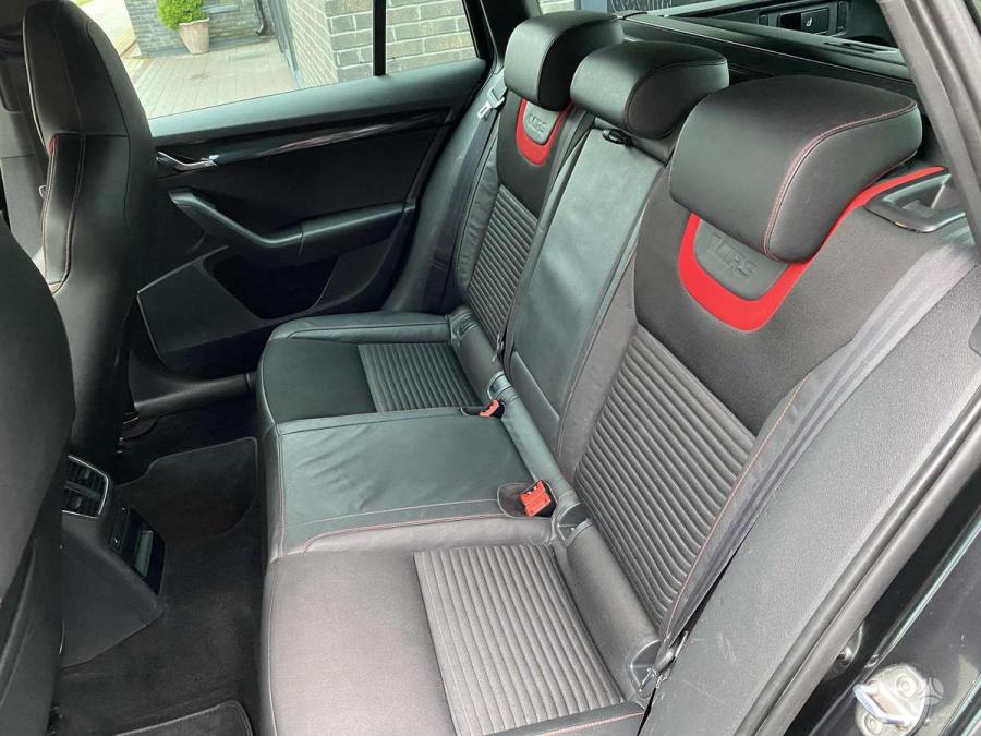 Black Skoda Octavia 2013 in Marijampole, with an engine capacity of 1.97 L and mileage of 245 thousand km for 8350 €, photo 45 on AUTOMOTO.COM.LV
