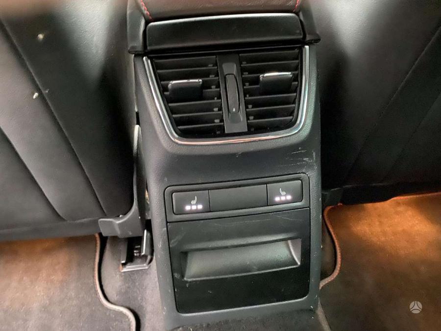 Black Skoda Octavia 2013 in Marijampole, with an engine capacity of 1.97 L and mileage of 245 thousand km for 8350 €, photo 46 on AUTOMOTO.COM.LV